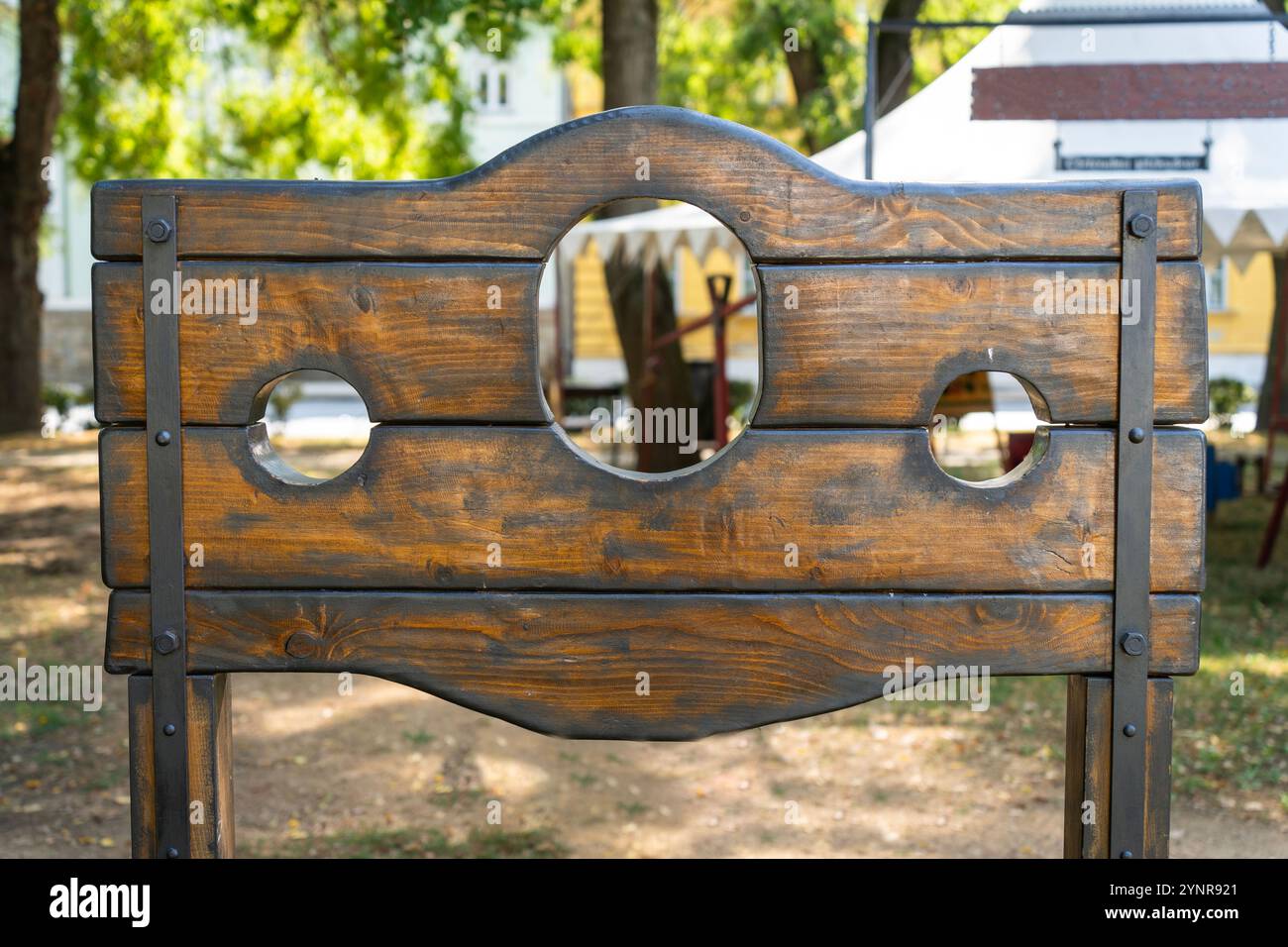 Pillory medieval hi-res stock photography and images - Alamy