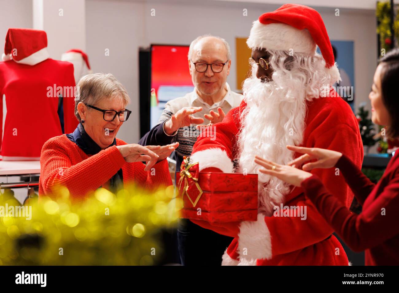 Drawing prizes hi-res stock photography and images - Alamy