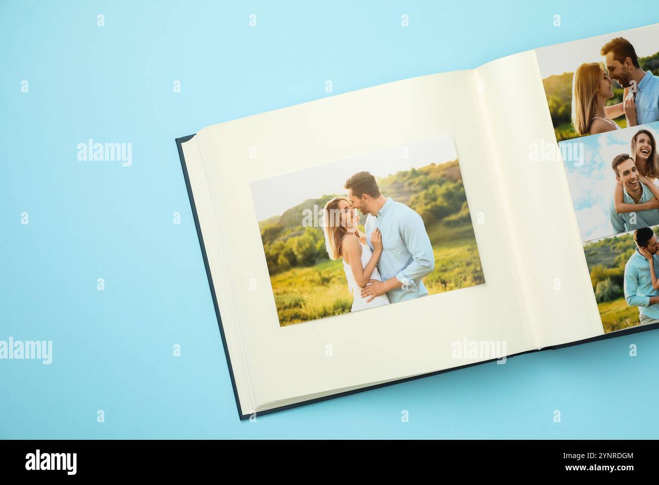 Open photo album different hi-res stock photography and images - Alamy