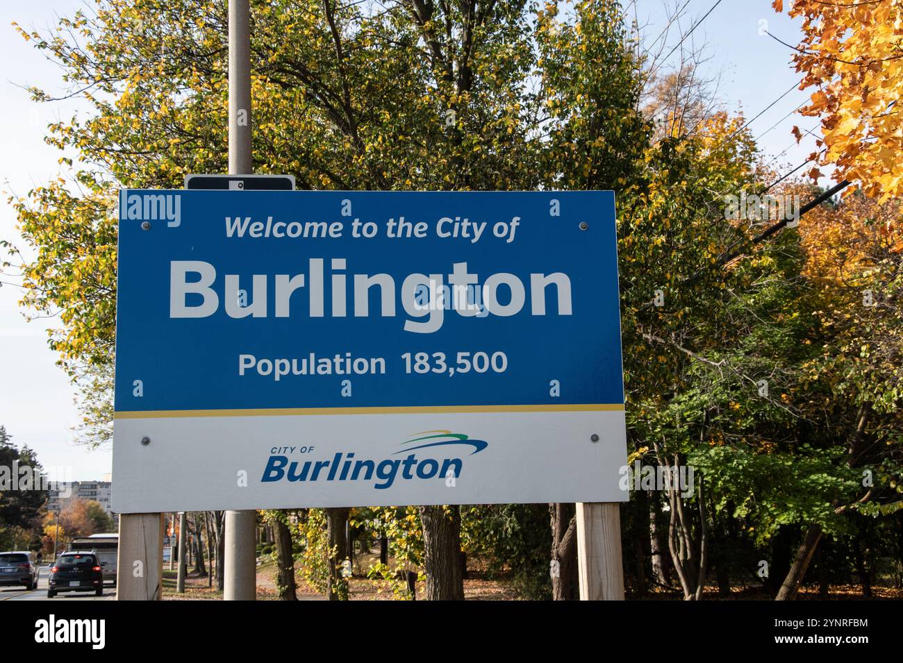 Welcome to the city of Burlington on Lakeshore Road in Ontario, Canada ...