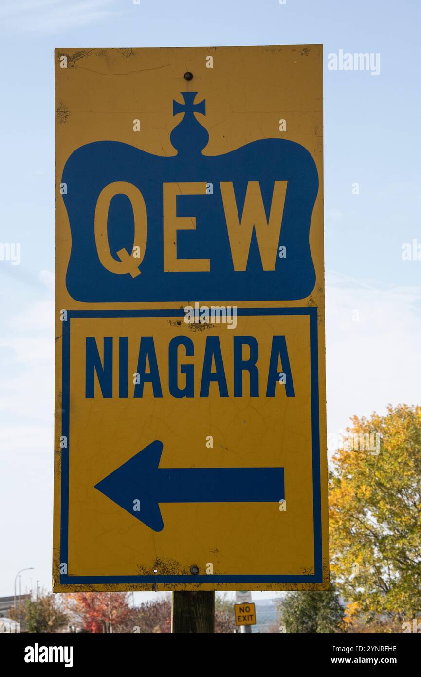 Directional arrows pointing the way hi-res stock photography and images ...