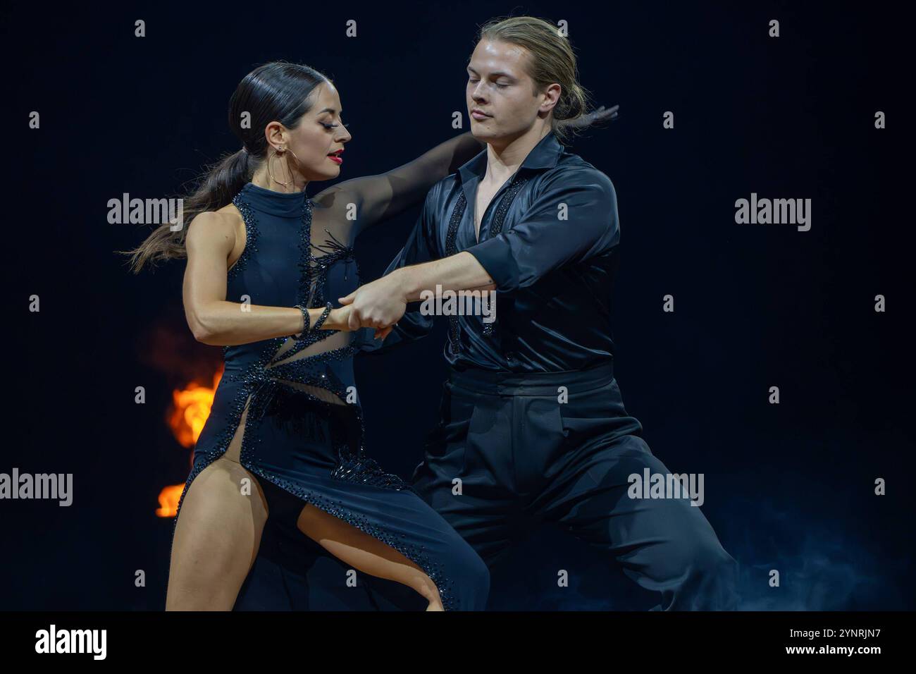 26.11.2024, xkkux, Düsseldorf, PSD-Bank Dome, Eindrücke rund um die Tanzshow LET S DANCE - Die ...