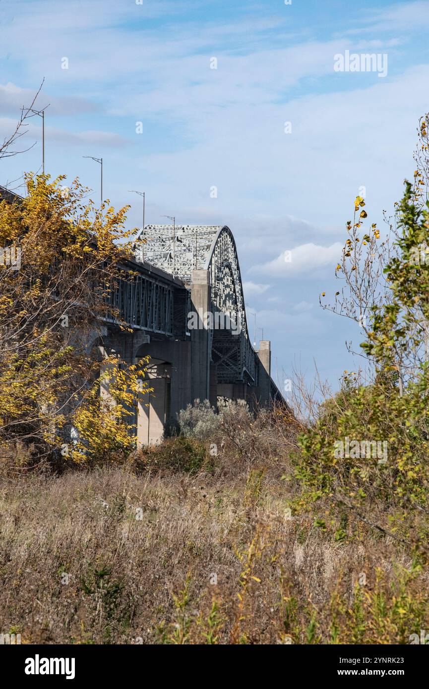Burlington Bay James N. Allan Skyway bridge in Hamilton, Ontario ...