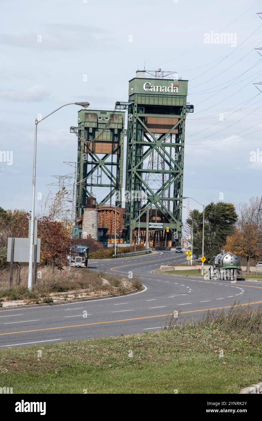 Hamilton canal hi-res stock photography and images - Alamy