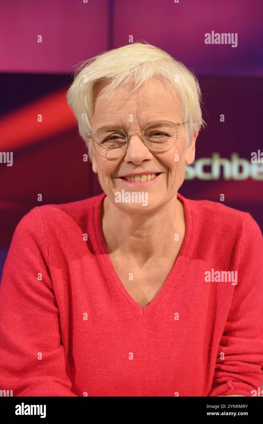 Journalistin Ulrike Herrmann, Wirtschaftskorrespondentin der taz, zu ...