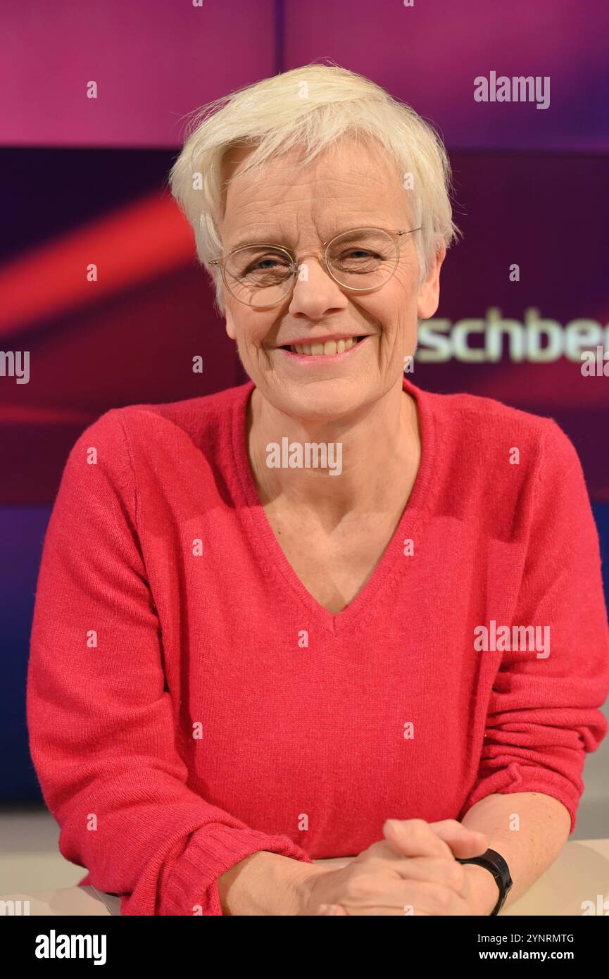 Journalistin Ulrike Herrmann, Wirtschaftskorrespondentin der taz, zu ...