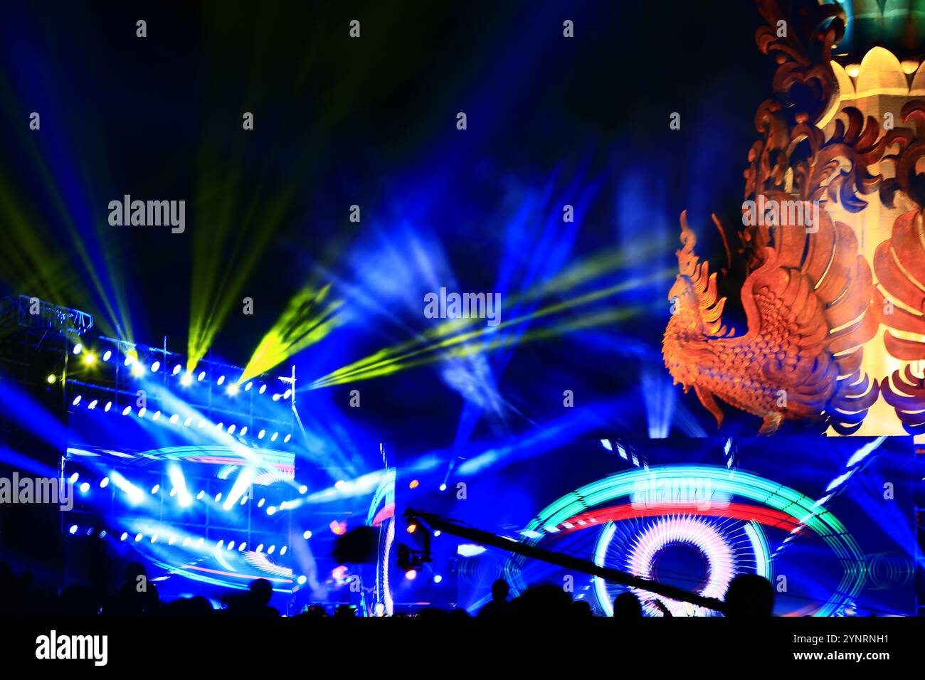Stage lighting effect in the dark, close-up pictures Stock Photo - Alamy