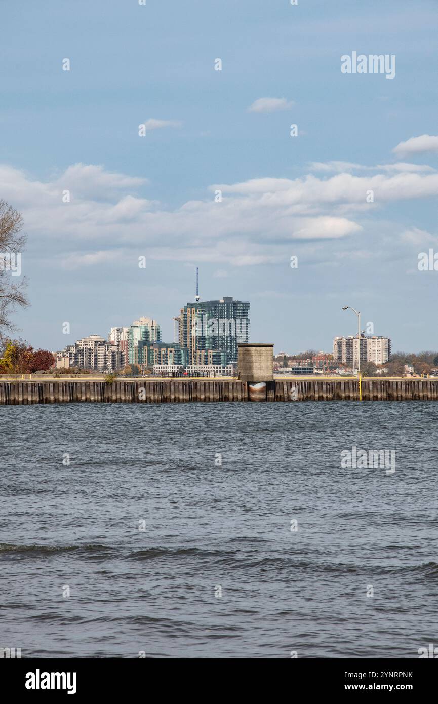 Burlington beach park hi-res stock photography and images - Alamy