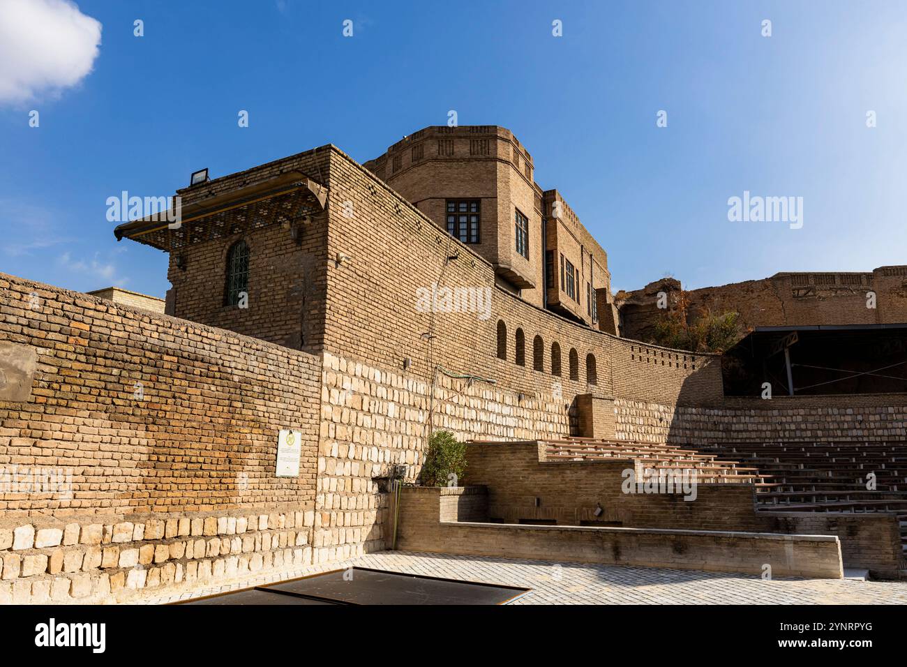Inside ancient fortress world hi-res stock photography and images - Alamy