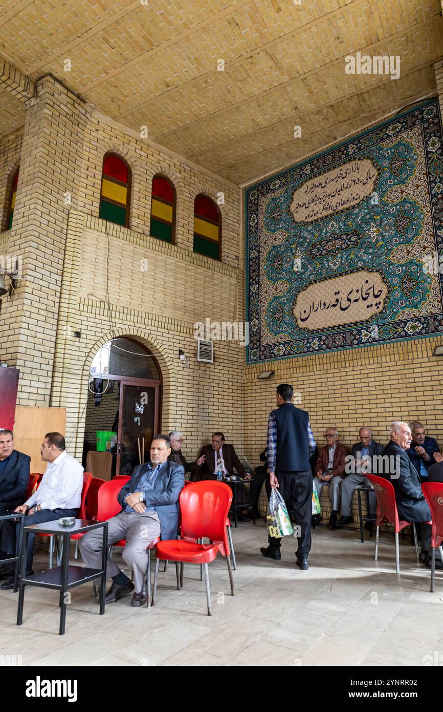 Erbil Qaysari Bazaar(bazar,bazzar), Chai shop, tea shop, capital of ...