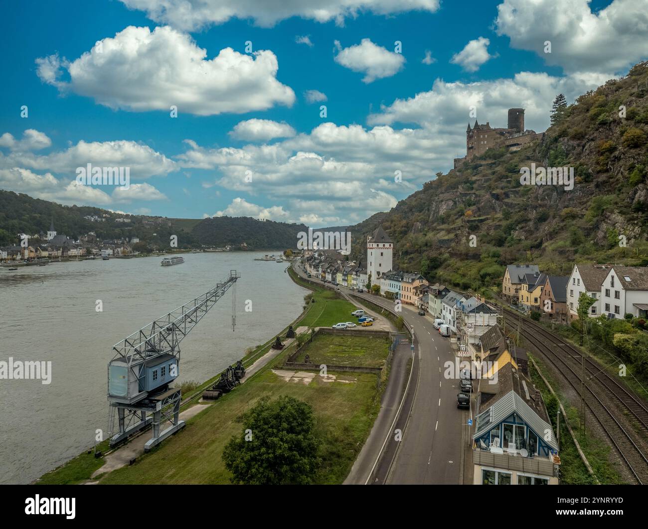 Aerial view of Burg Katz (Cat castle) above the German town of Sankt ...