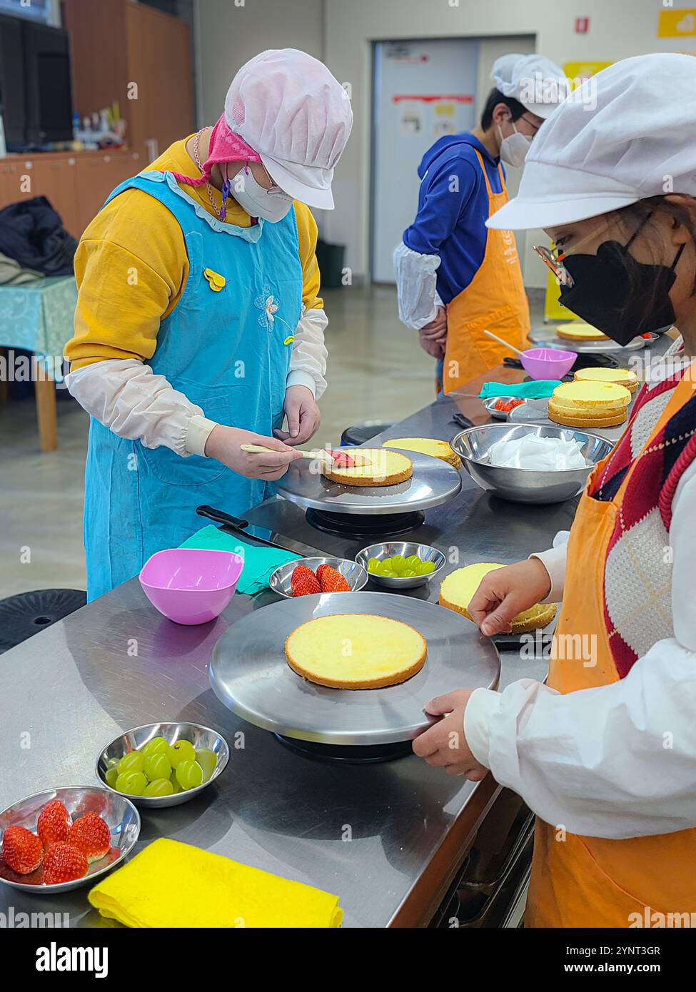 Hands-On Baking Class with Piping Activity Stock Photo - Alamy