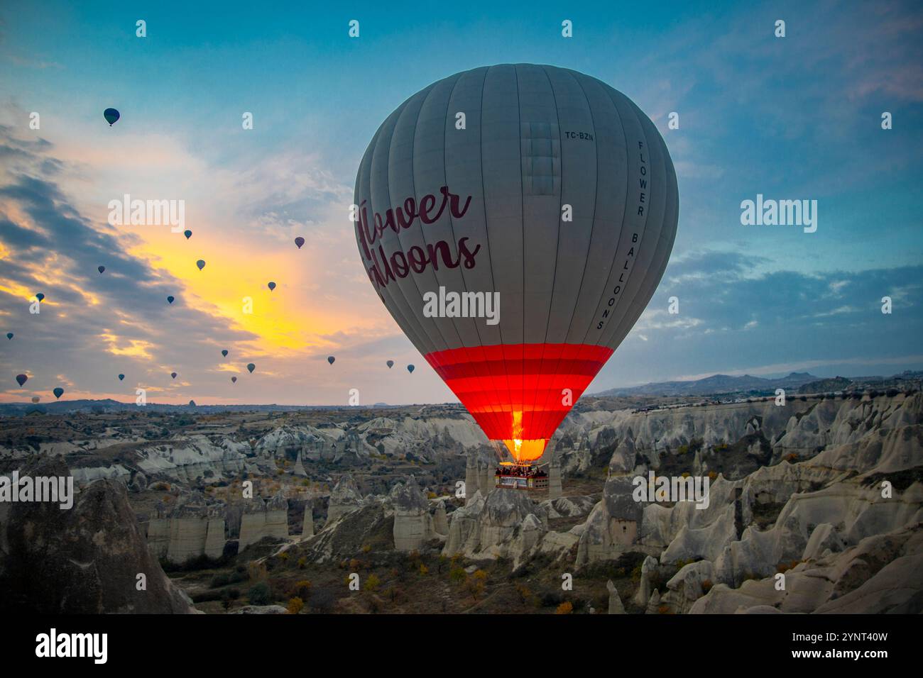 Balooning hi-res stock photography and images - Alamy