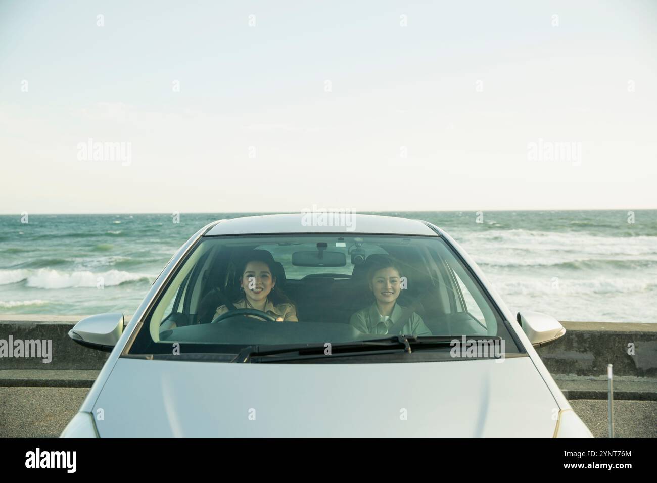 Businesswoman driving car talking hi-res stock photography and images ...