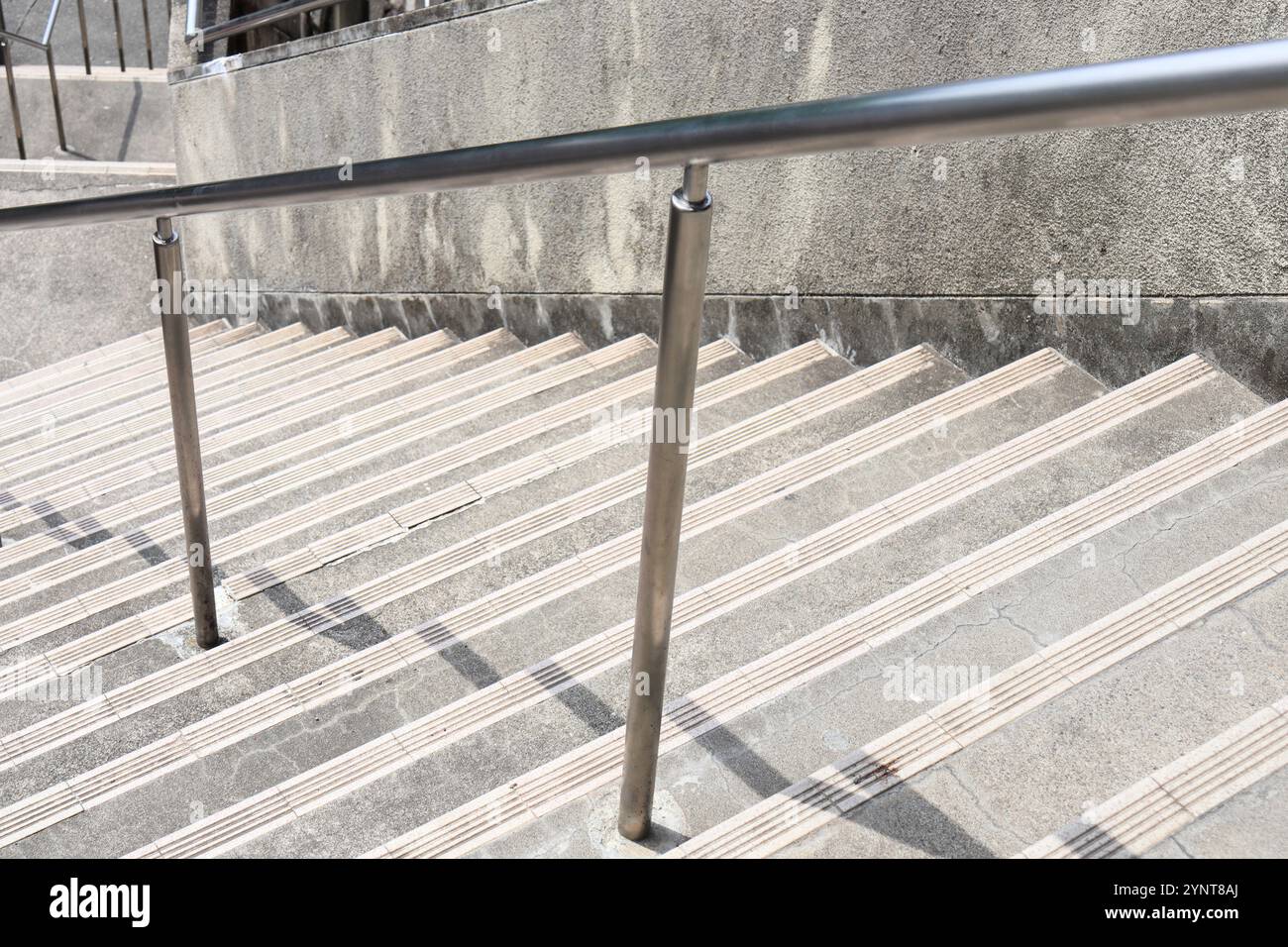 Concrete handrail hi-res stock photography and images - Alamy