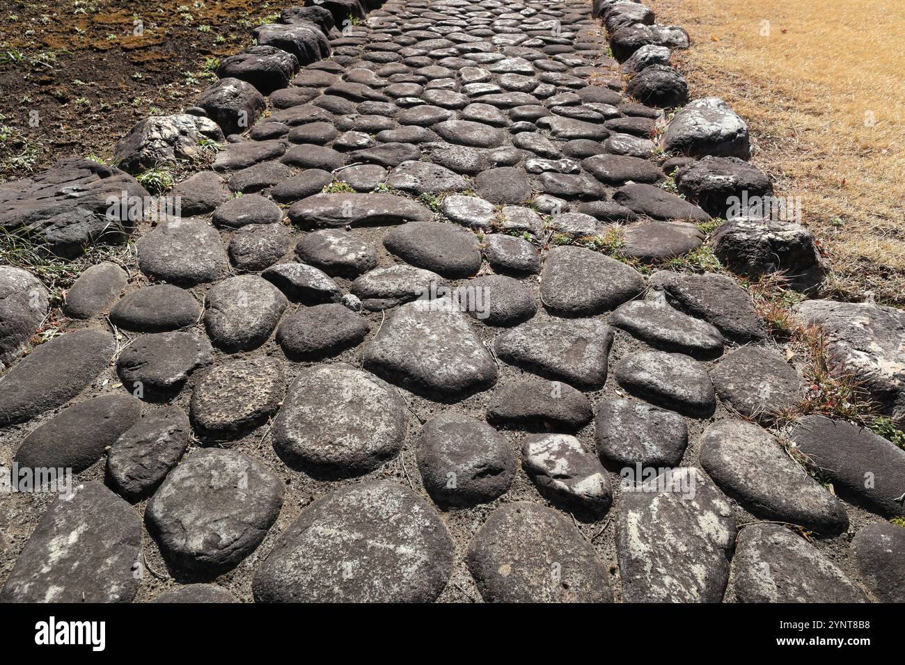 Round Stone cobbled streets Stock Photo - Alamy