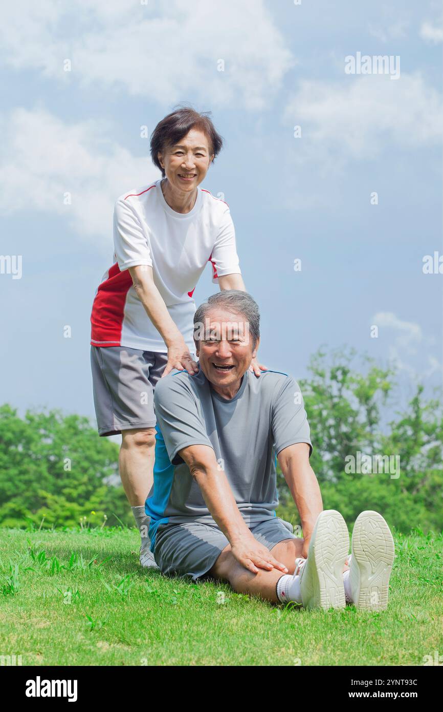 Old japanese people exercising and park hi-res stock photography and ...