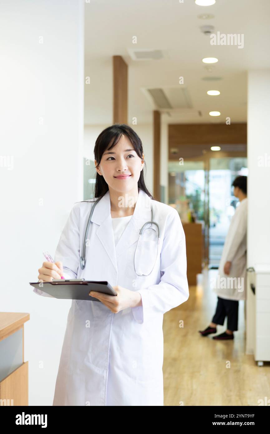 Doctor inspection hi-res stock photography and images - Alamy