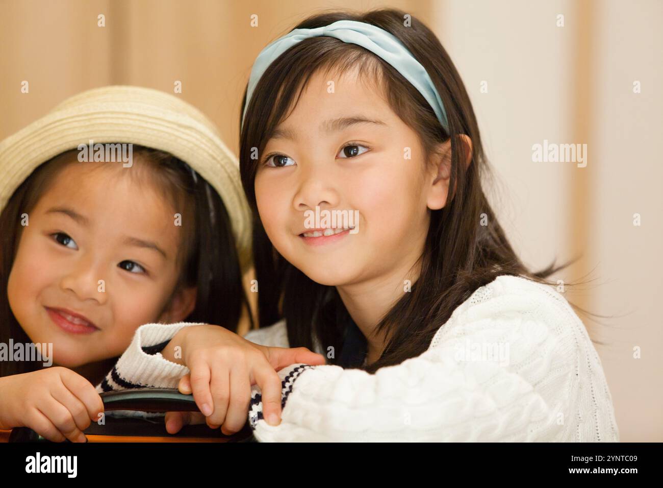 Elbowing person hi-res stock photography and images - Alamy