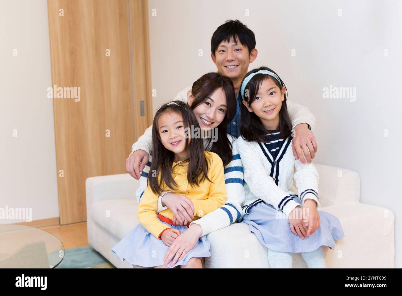Families who get on well with each other Stock Photo - Alamy