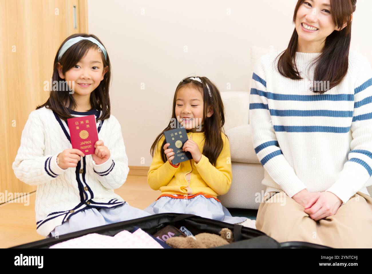 Family members preparing for the trip Stock Photo - Alamy