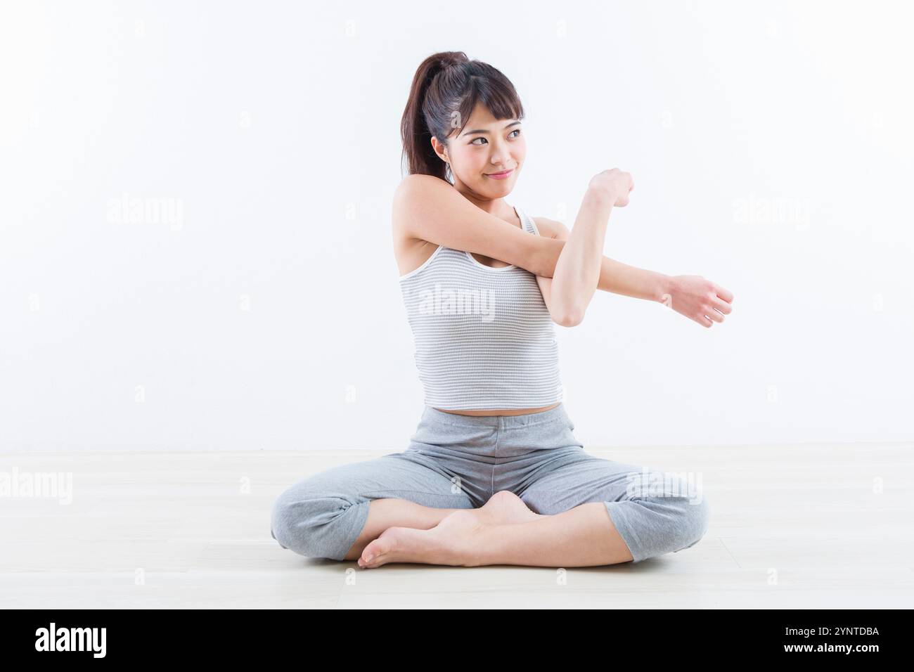 Women sit up exercise hi-res stock photography and images - Alamy