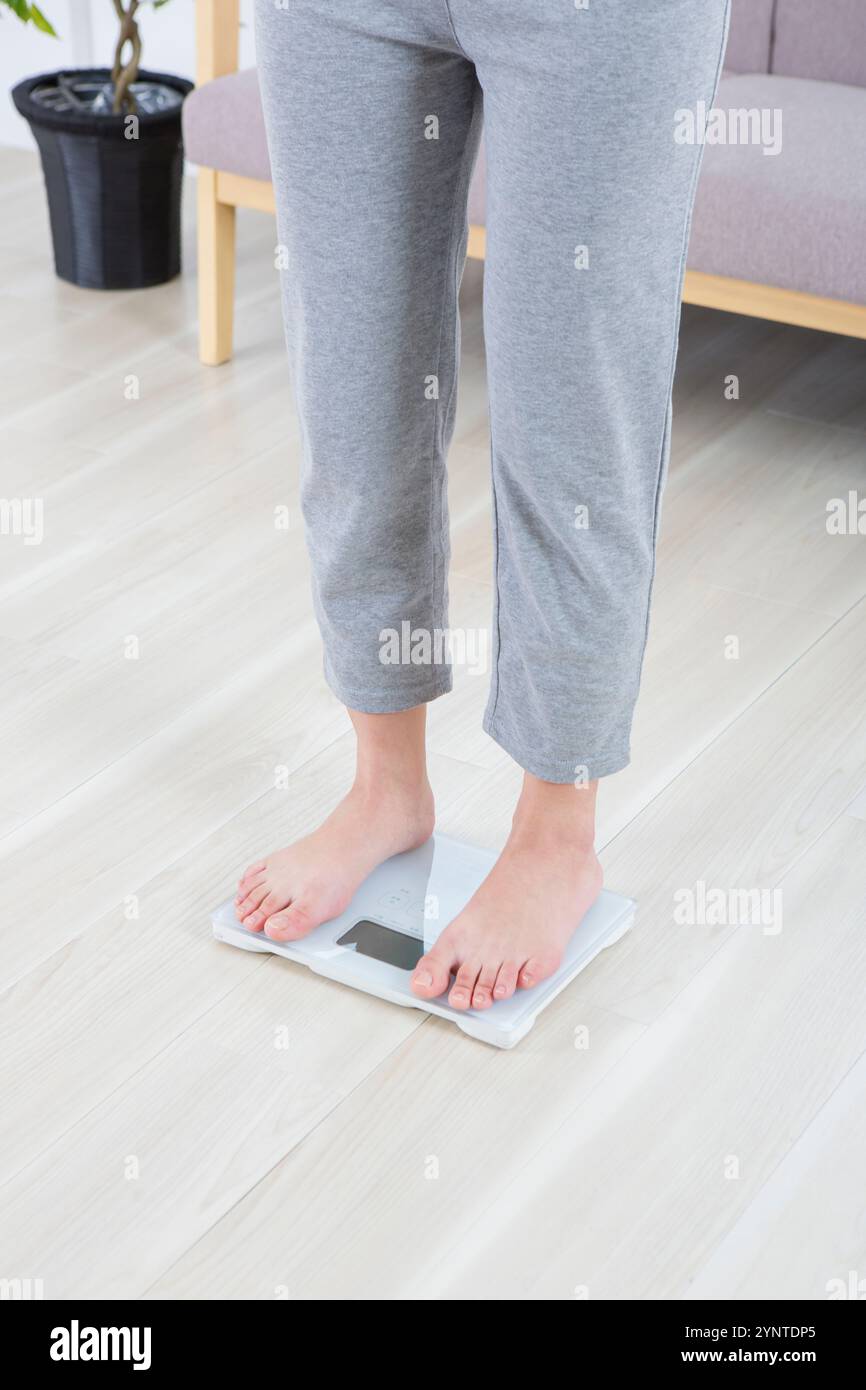 Meter woman body measure hi-res stock photography and images - Alamy