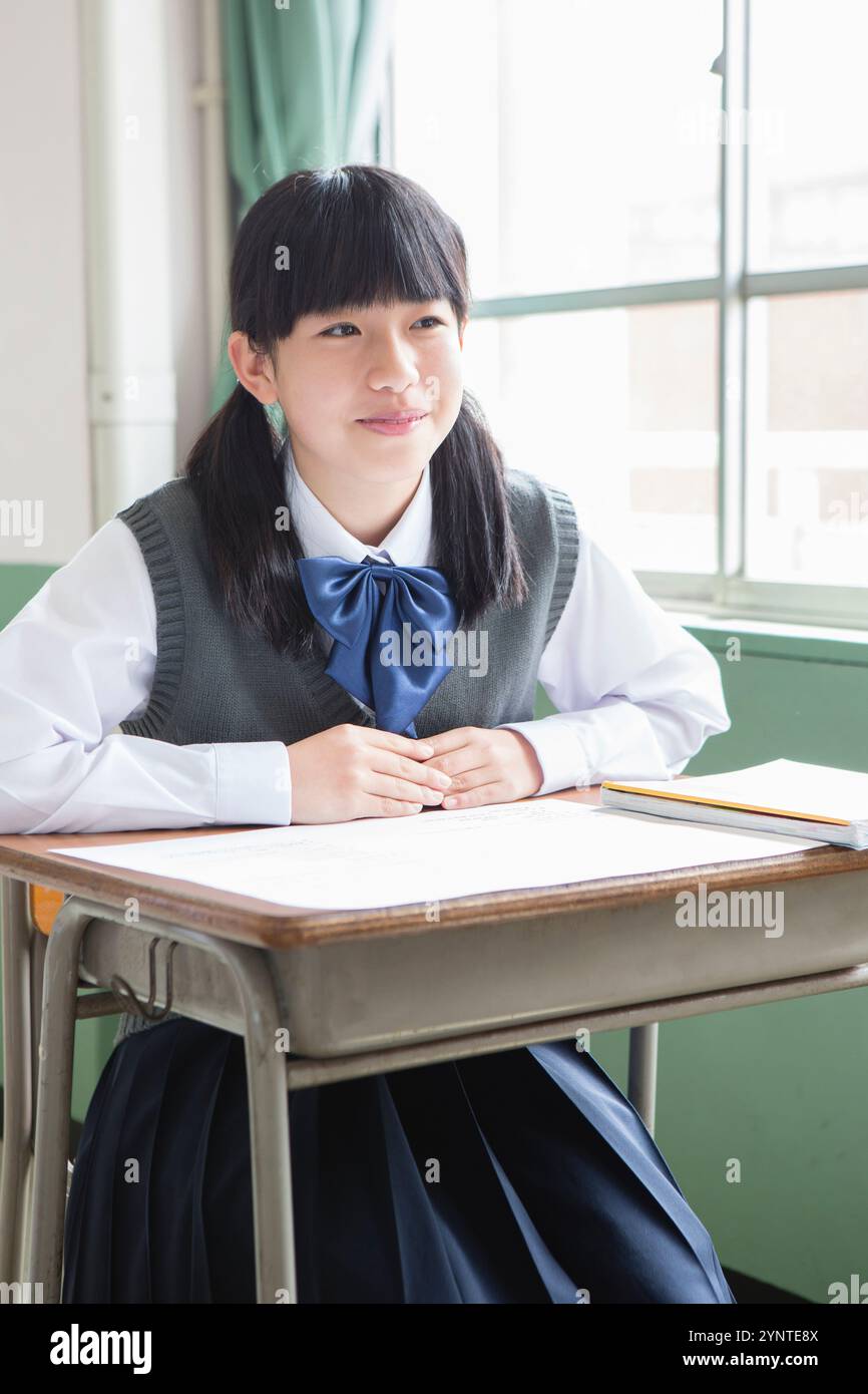 Schoolgirls educational hi-res stock photography and images - Alamy