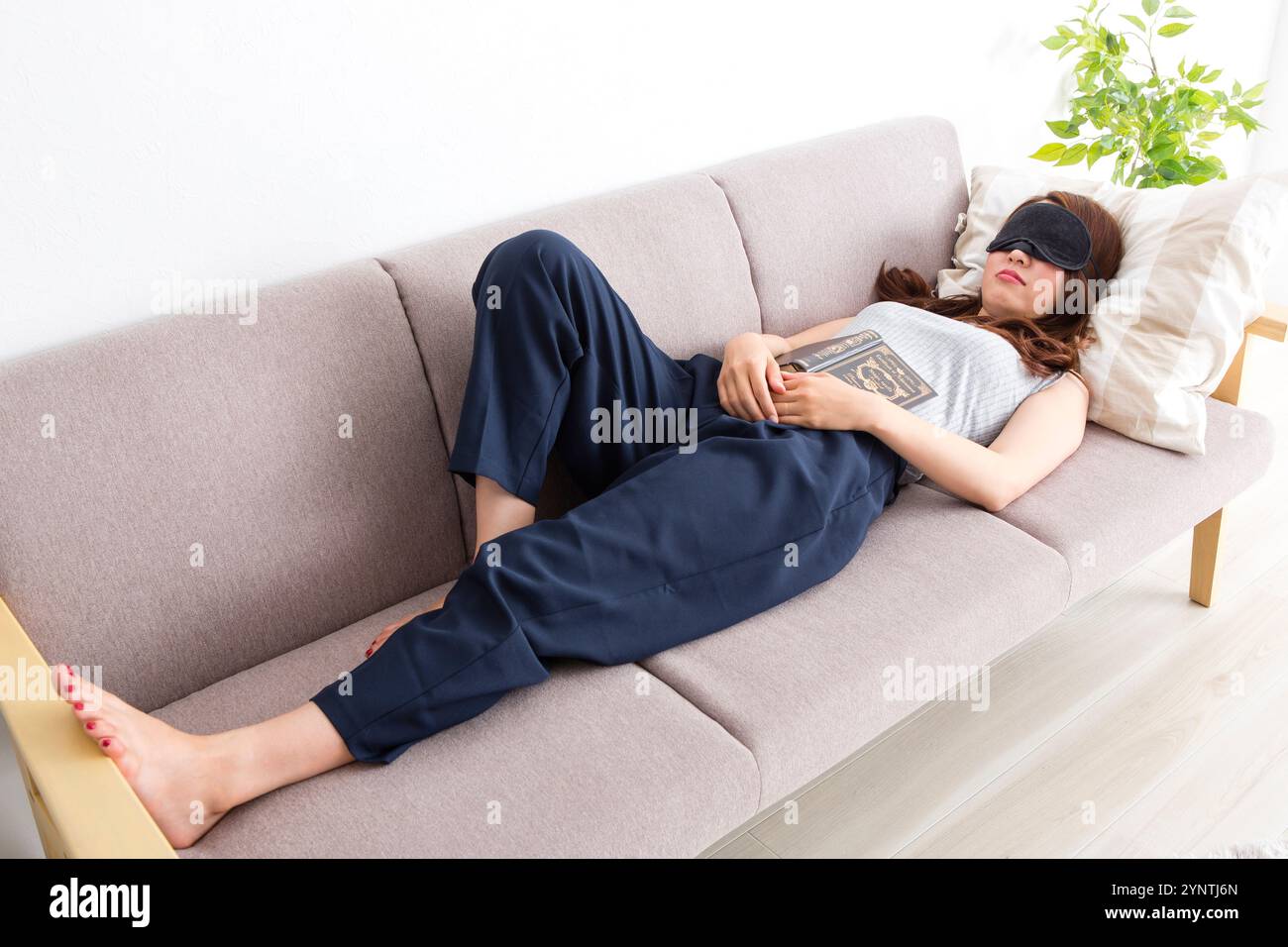 Person taking a nap hi-res stock photography and images - Alamy