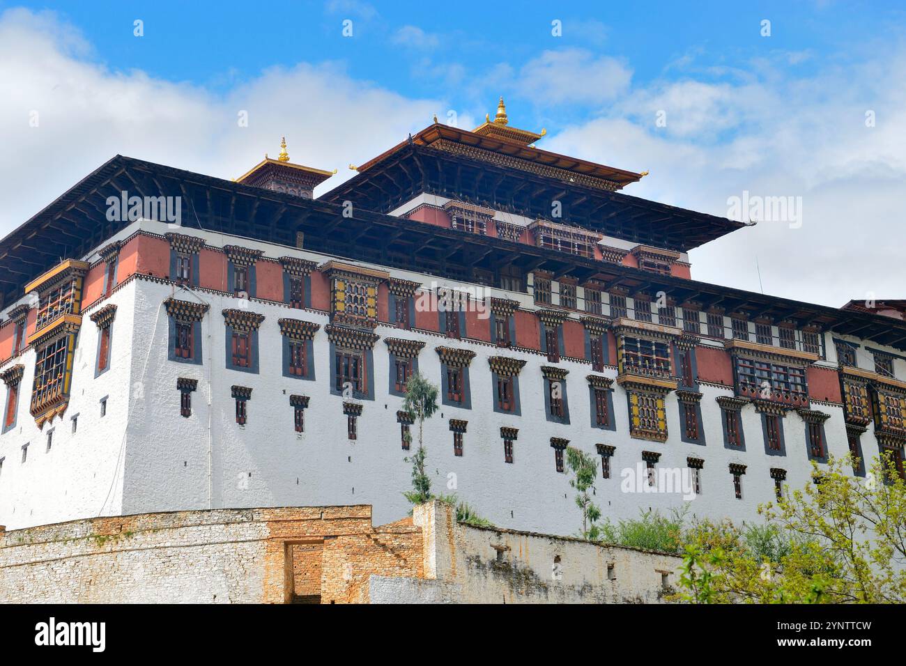 Partial view of the Rinpung Dzong, a large Drukpa Kagyu Buddhist ...
