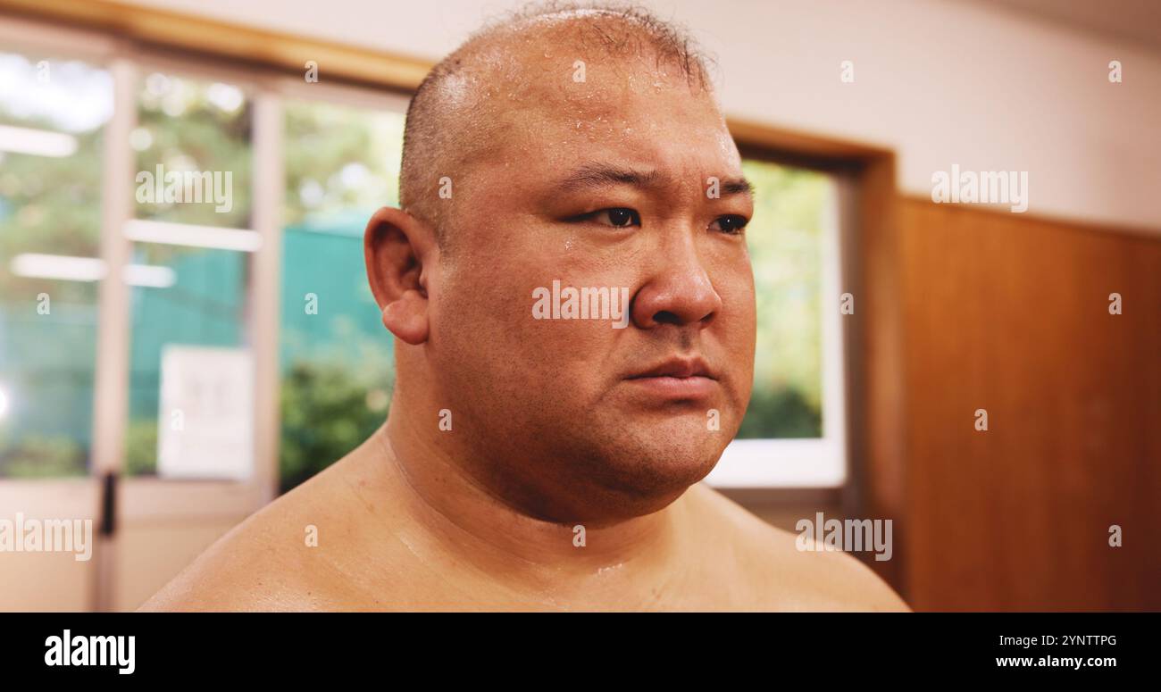 Sumo challenge hi-res stock photography and images - Alamy