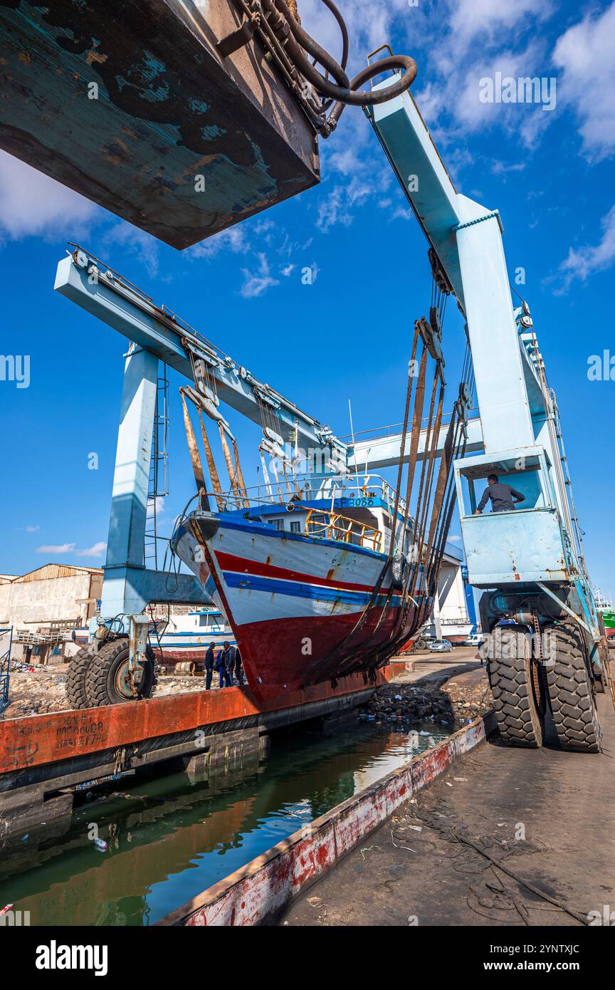 Sfax Tunisia - November 12, 2024: Crane for lifting boats from the ...