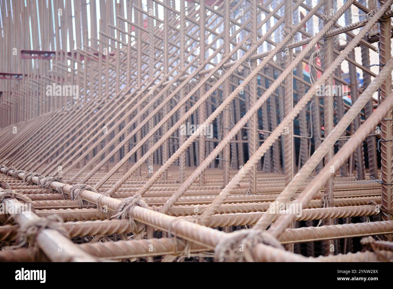 Metal framework of reinforced concrete structure Stock Photo - Alamy