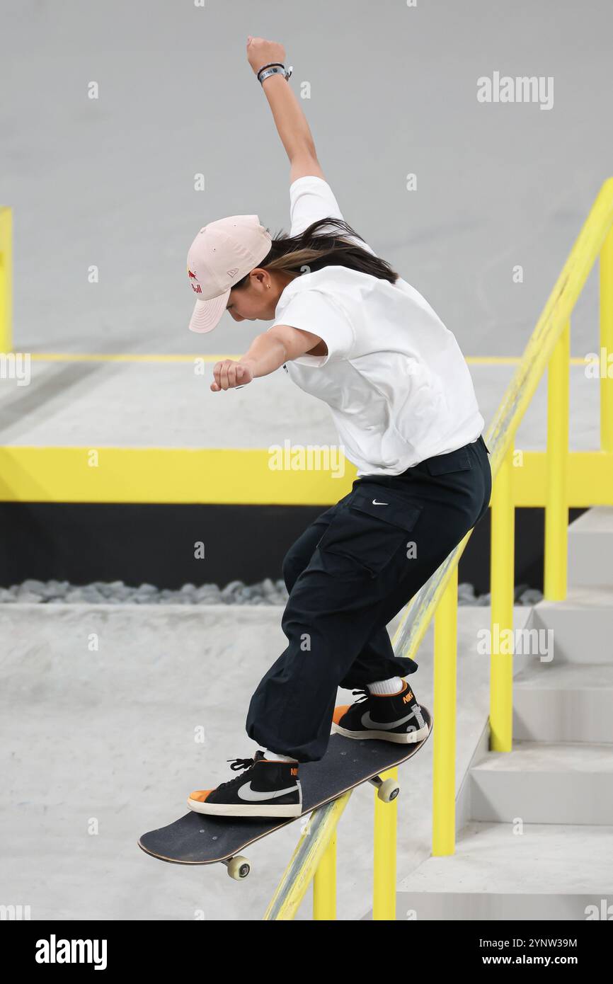 Tokyo, Japan. 23rd Nov, 2024. Yumeka Oda (JPN) Skateboarding : 2024 SLS ...