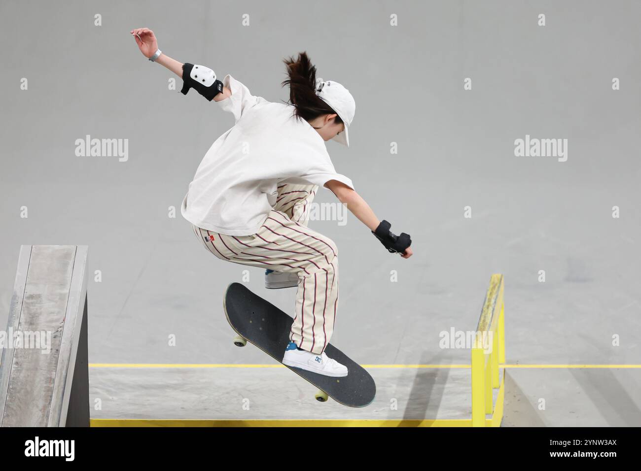 Tokyo, Japan. 23rd Nov, 2024. Aoi Uemura (JPN) Skateboarding : 2024 SLS ...