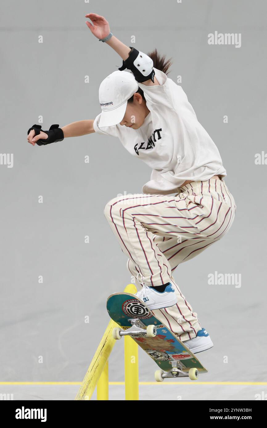 Tokyo, Japan. 23rd Nov, 2024. Aoi Uemura (JPN) Skateboarding : 2024 SLS ...
