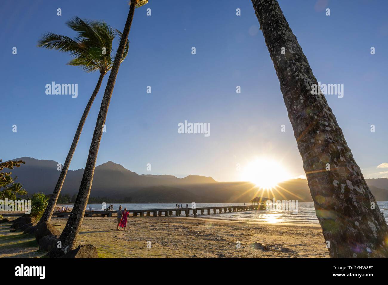 Sunset, Hanalei Bay, HanaleiPier, Hanalei, Kauai, Hawaii Stock Photo - Alamy
