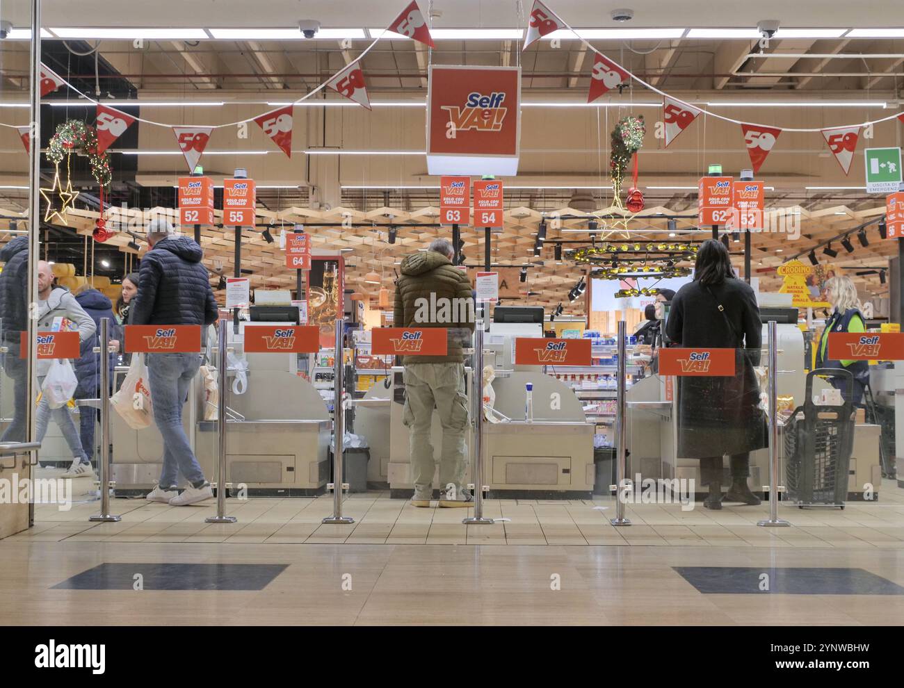 Shopping cart data, food and soft drink price lists are growing at a ...