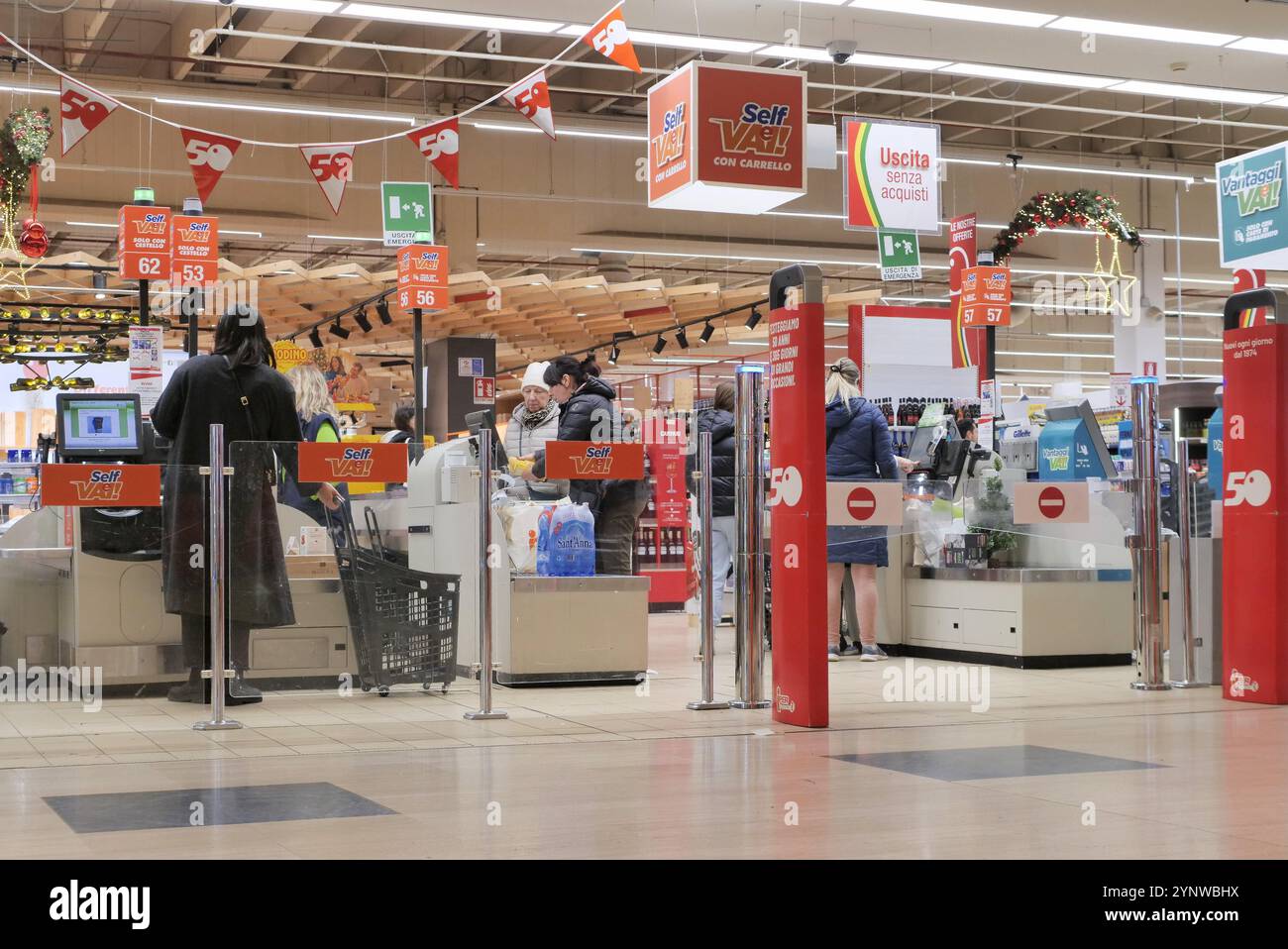 Shopping cart data, food and soft drink price lists are growing at a ...