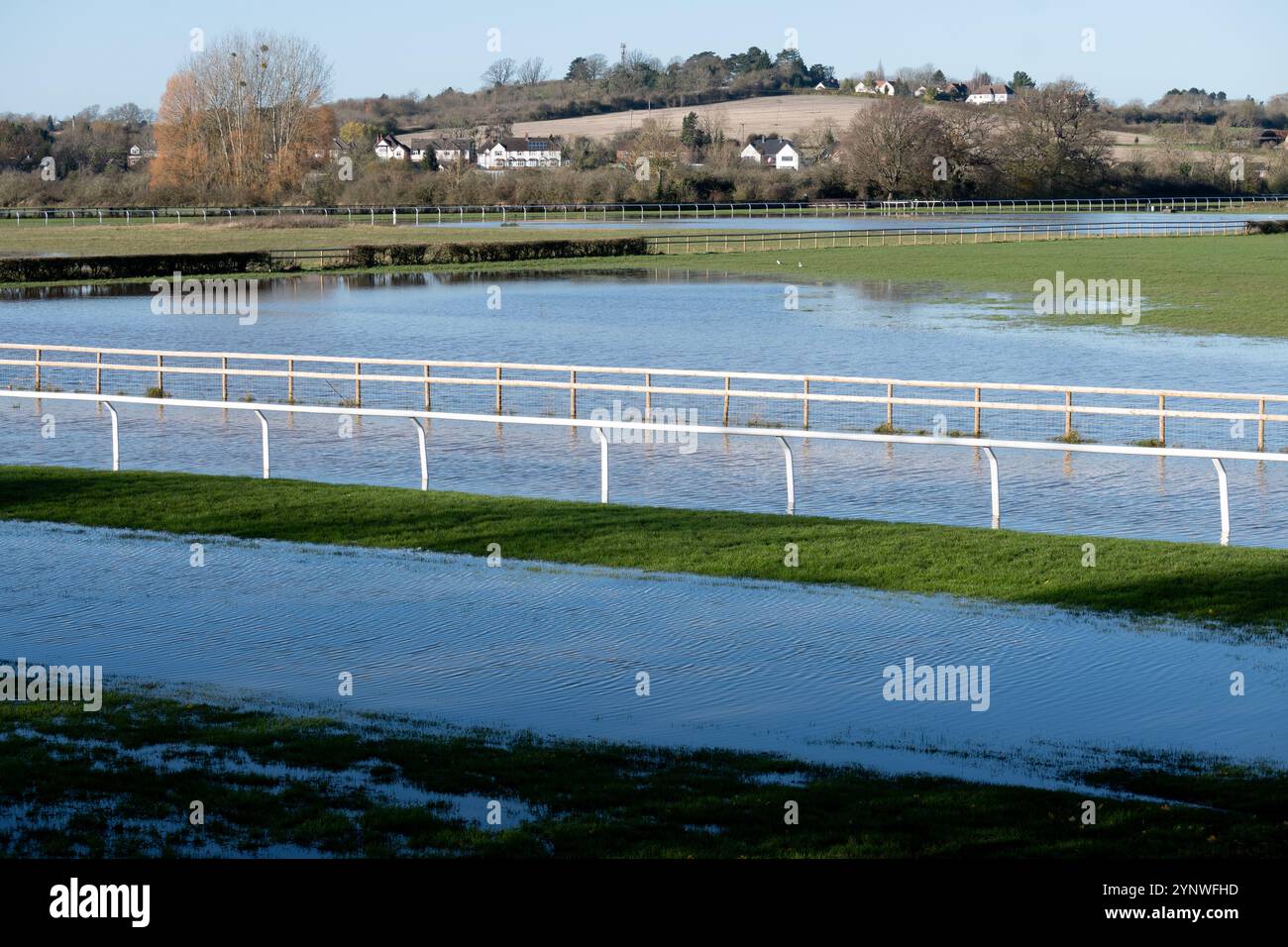 Uk racecourses hi-res stock photography and images - Alamy