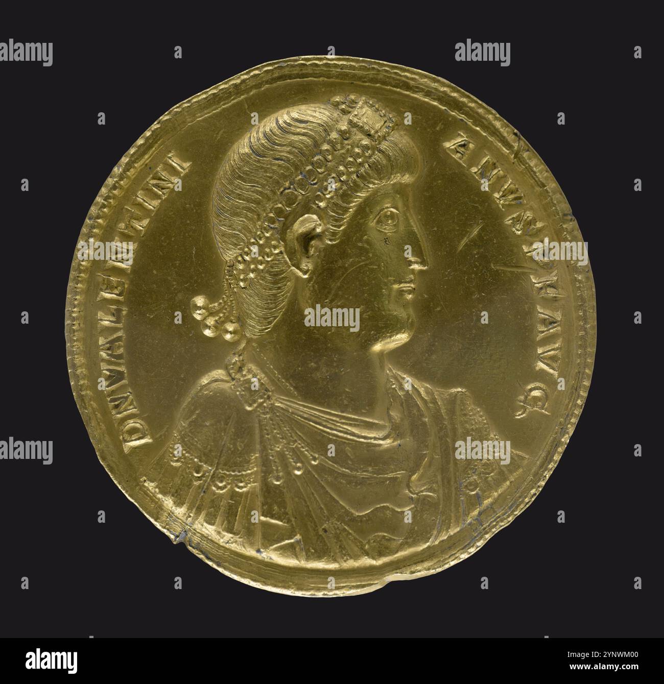 Roman coin 4th century ad hi-res stock photography and images - Alamy