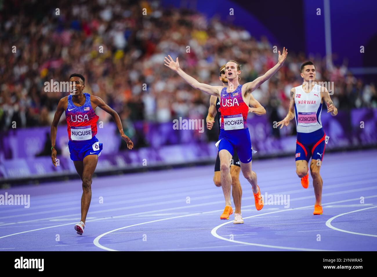 Cole Hocker winning in the 1500 meters at the Paris 2024 Olympic Games ...