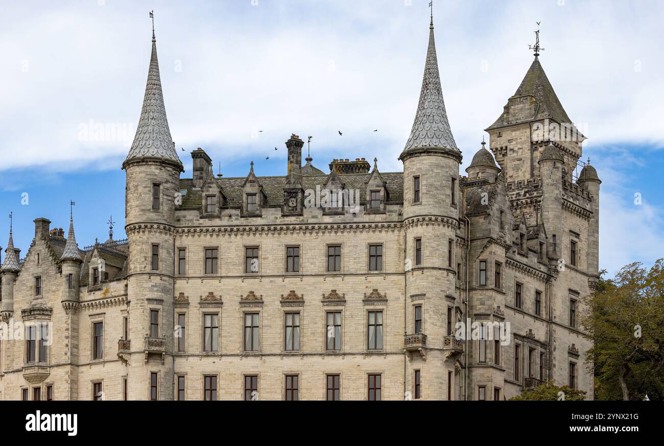 Dunrobin castle golspie scotland hi-res stock photography and images ...