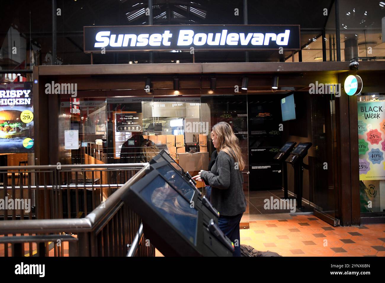 Copenhagen/ DenmarK/27 November 2024/ Sunet boulevard retaurant i ...