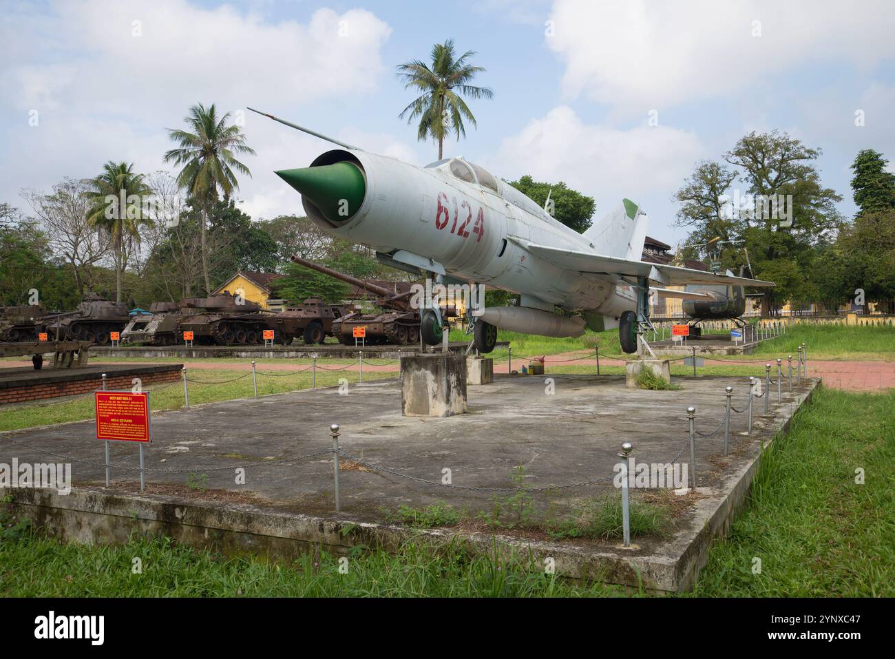 HUE, VIETNAM - JANUARY 08, 2016: Soviet MIG-21 fighter jet at City Museum, Hue Stock Photo - Alamy