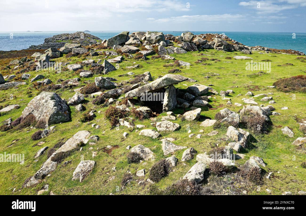 Coetan Arthur prehistoric megalithic Neolithic burial chamber dolmen on ...