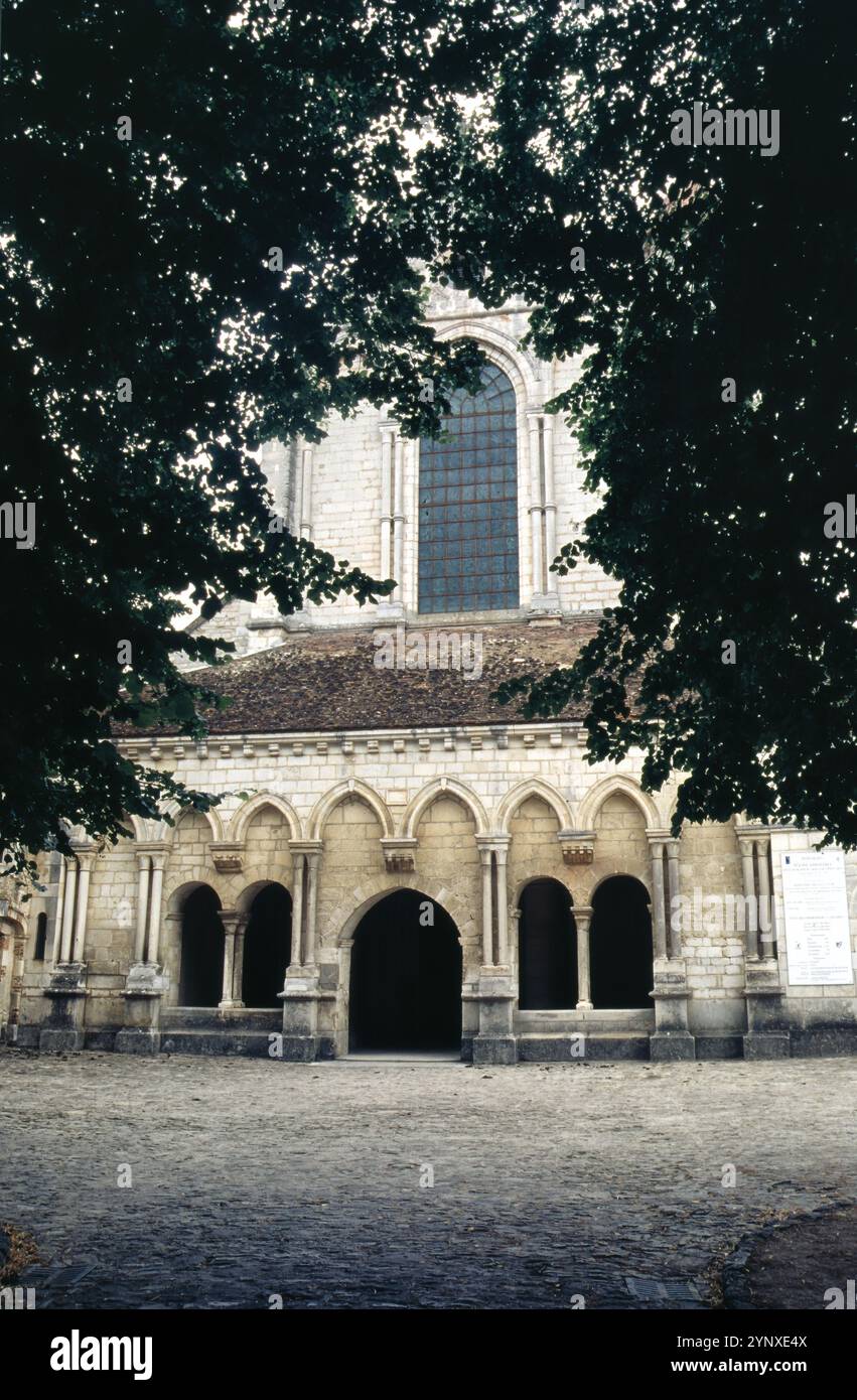 Pontigny hi-res stock photography and images - Alamy