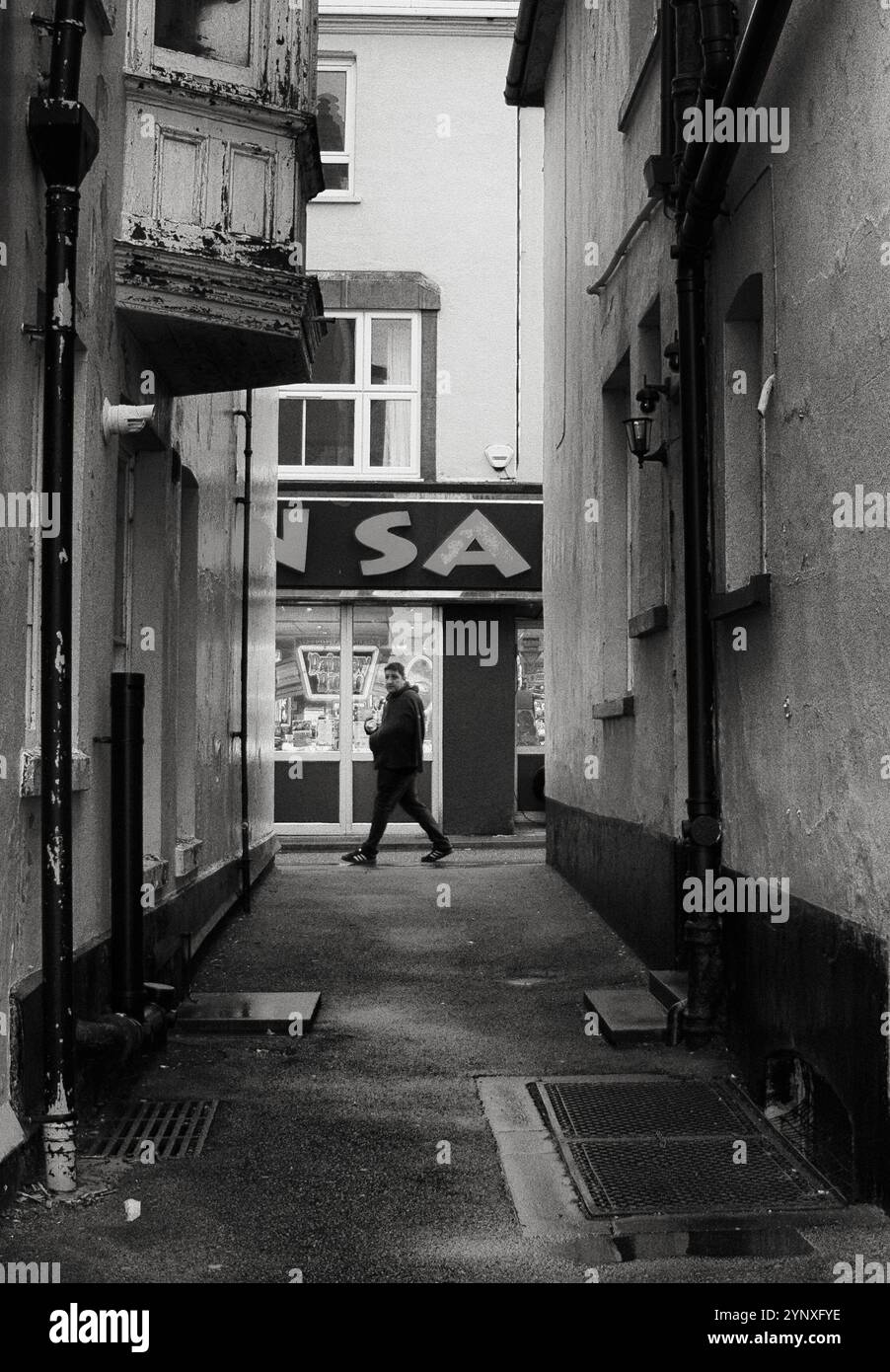 Candid street hi-res stock photography and images - Alamy