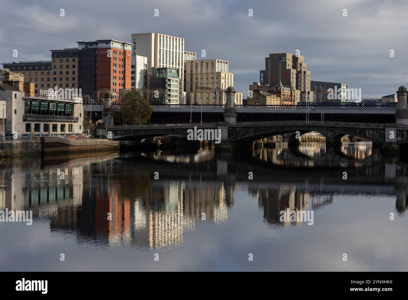 Glasgow riverboat hi-res stock photography and images - Alamy