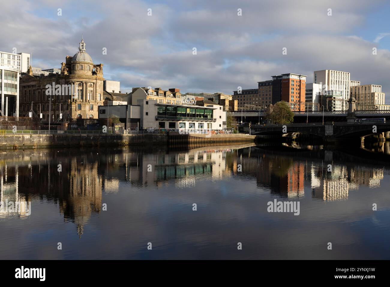 Glasgow riverboat hi-res stock photography and images - Alamy